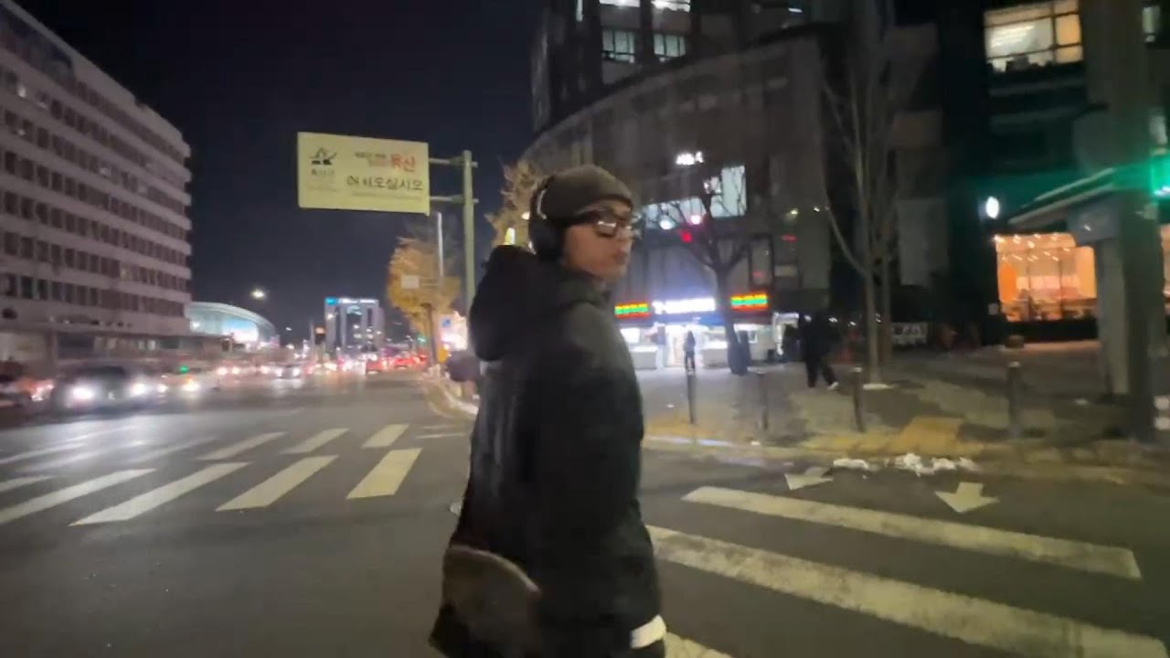 ANG YEE - Stroung Desire to Traval Go - YouTube