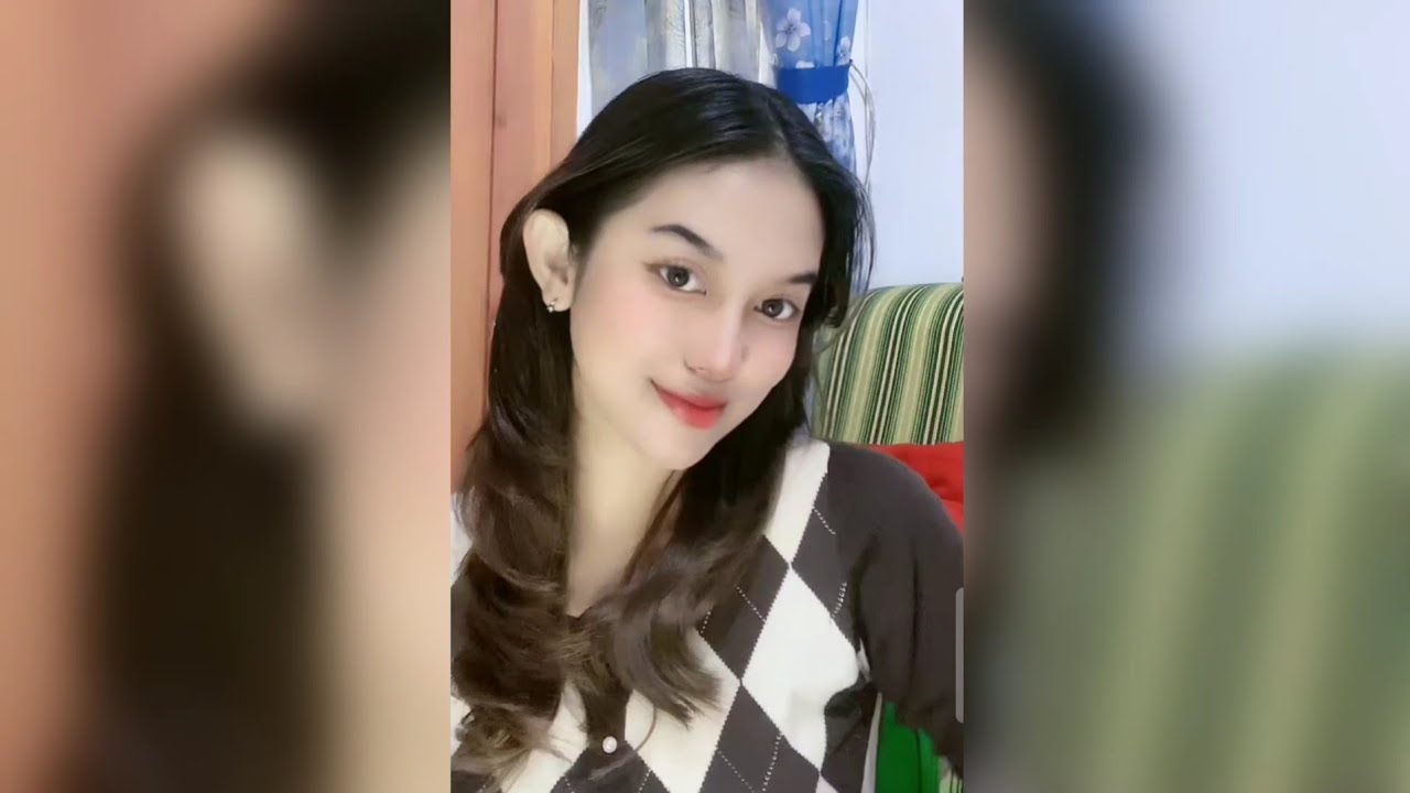 Bigo live " REACTION " Pelangi24 🌈 kak Poppy broadcast vlogs - 0229 #periscope - YouTube