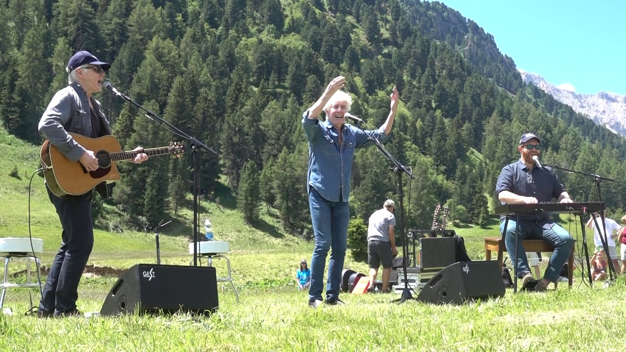 Our House - Graham Nash live @ Suoni delle Dolomiti 2018 - YouTube