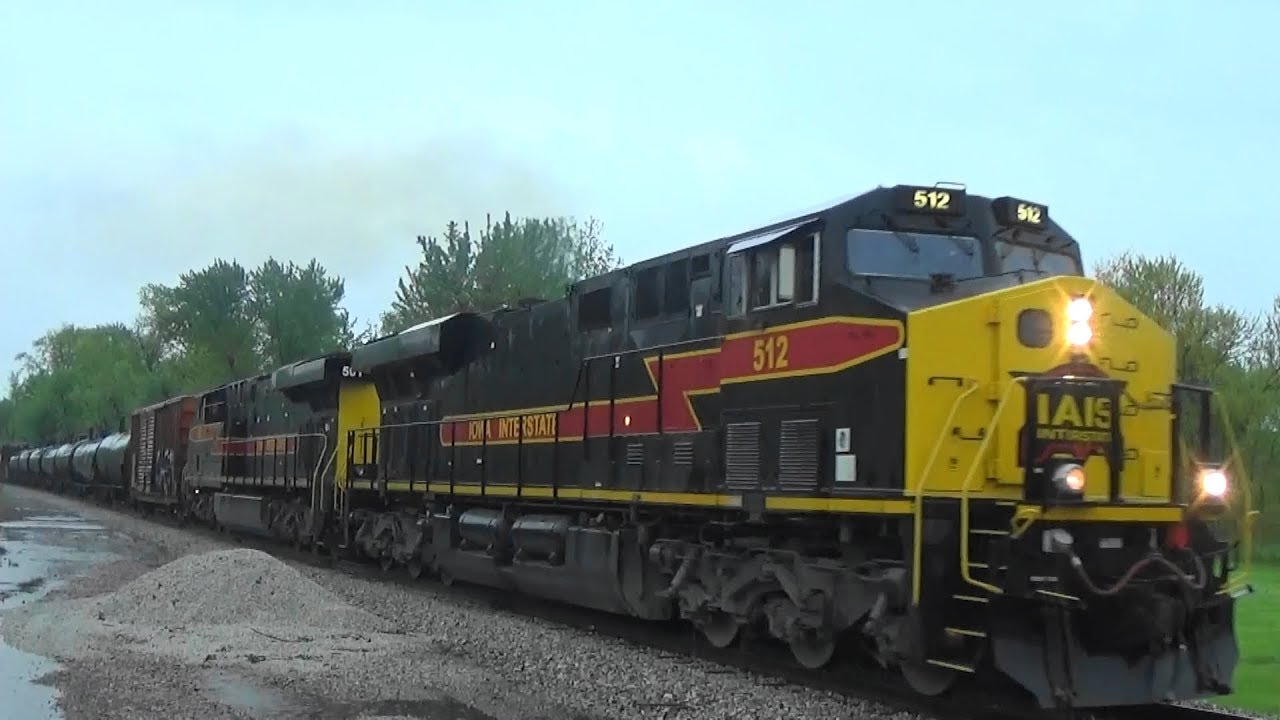 IAIS 512 Leads a Freight, Carbon Cliff, IL 5/17/19 - YouTube