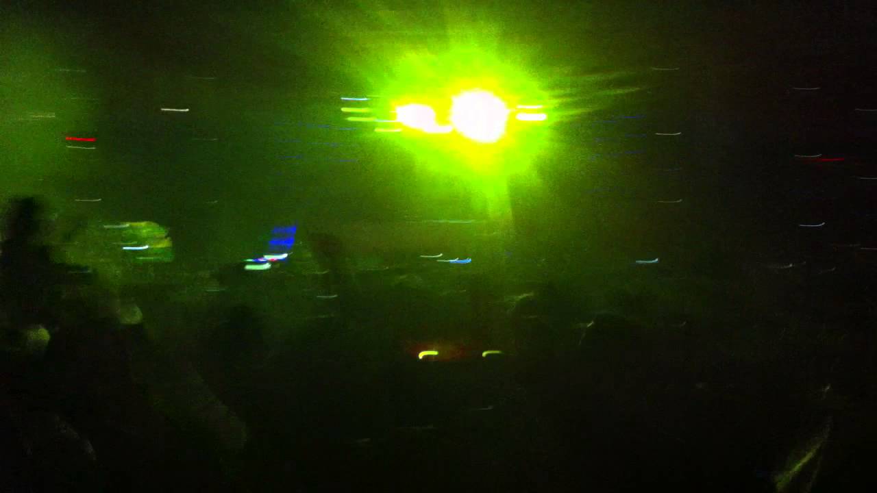 IMG 2452 Ultra Music Festival Split 2013 - YouTube
