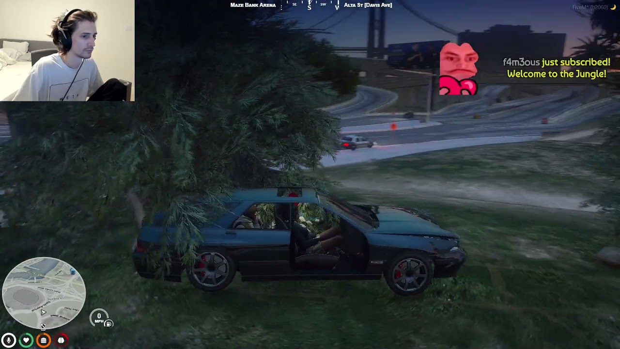 Ming Escapes 3 Cop Cars By Hiding Behind a Tree [GTA RP NoPixel] (CLIP)
