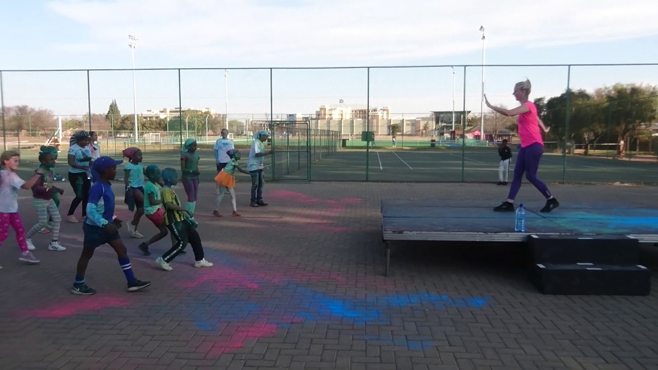 Fitness Teaser 80 - Zumba at Color Run 1 - YouTube