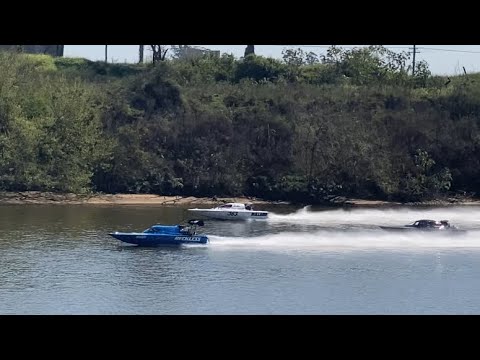 Bad boat national drivers challenge Windsor spectacular heat 2 - YouTube