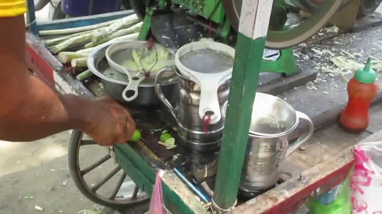 Sugarcane Juice (Ganne Ka Ras) || Famous Foods & Recipes in Odisha ...