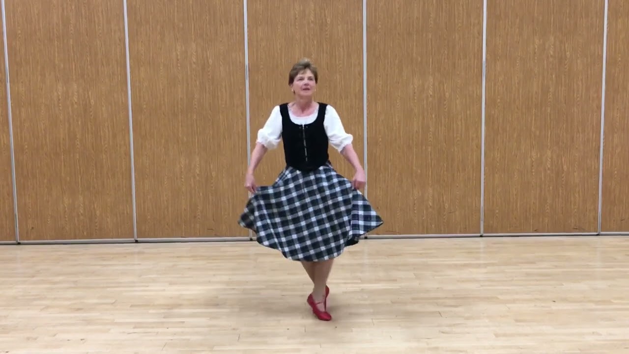 Tulloch Gorm Scottish step dance - YouTube