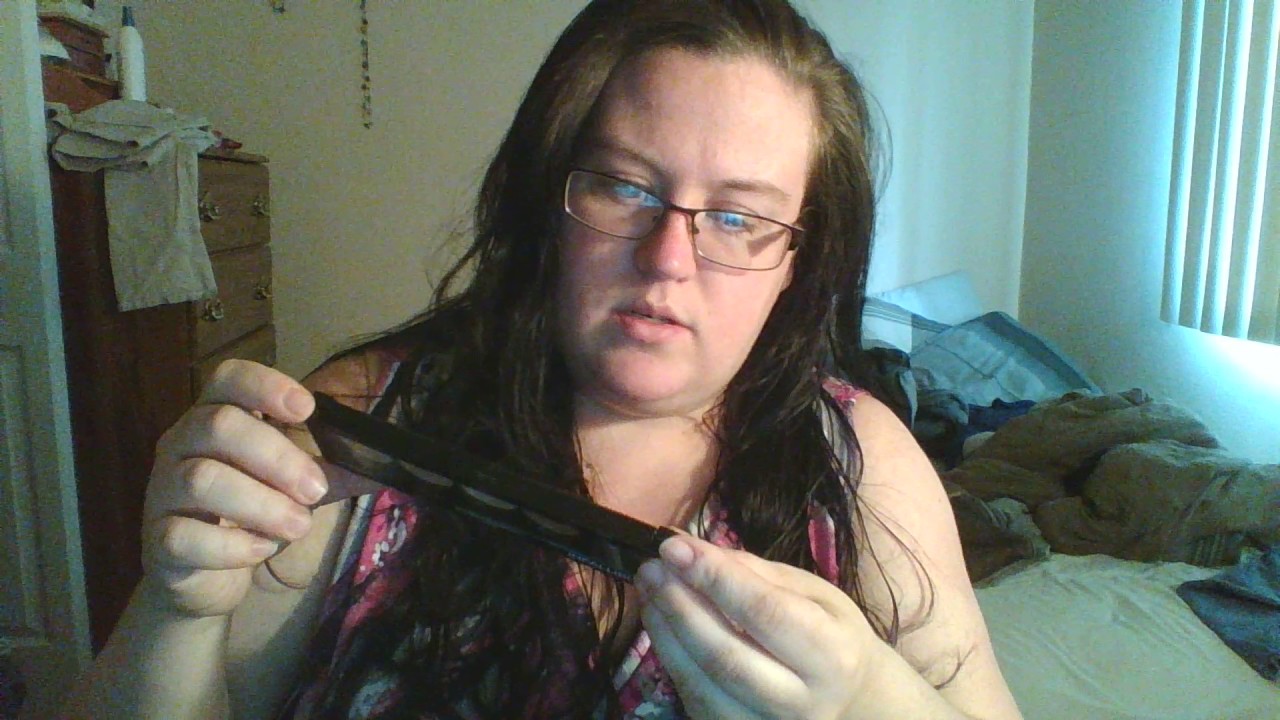 Bzzagent unboxing of the Loreal Infallible Campaign - YouTube