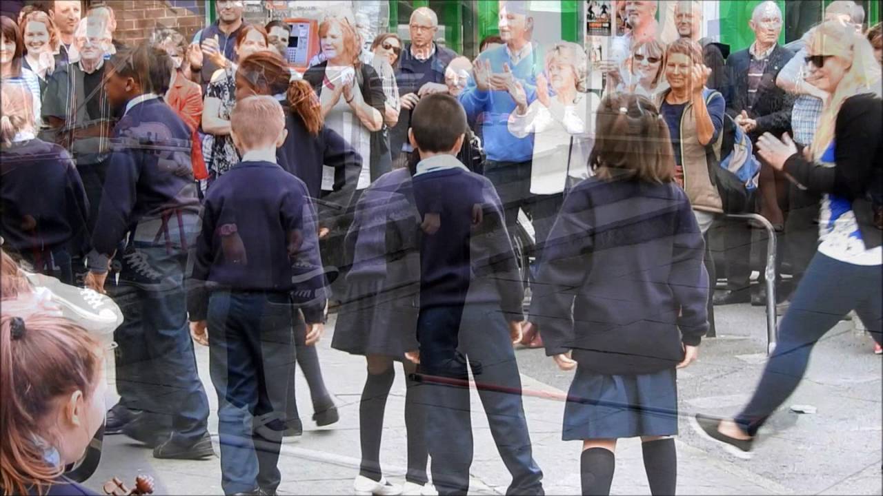 Fleadh Nua 2016 - Children Dancing - YouTube