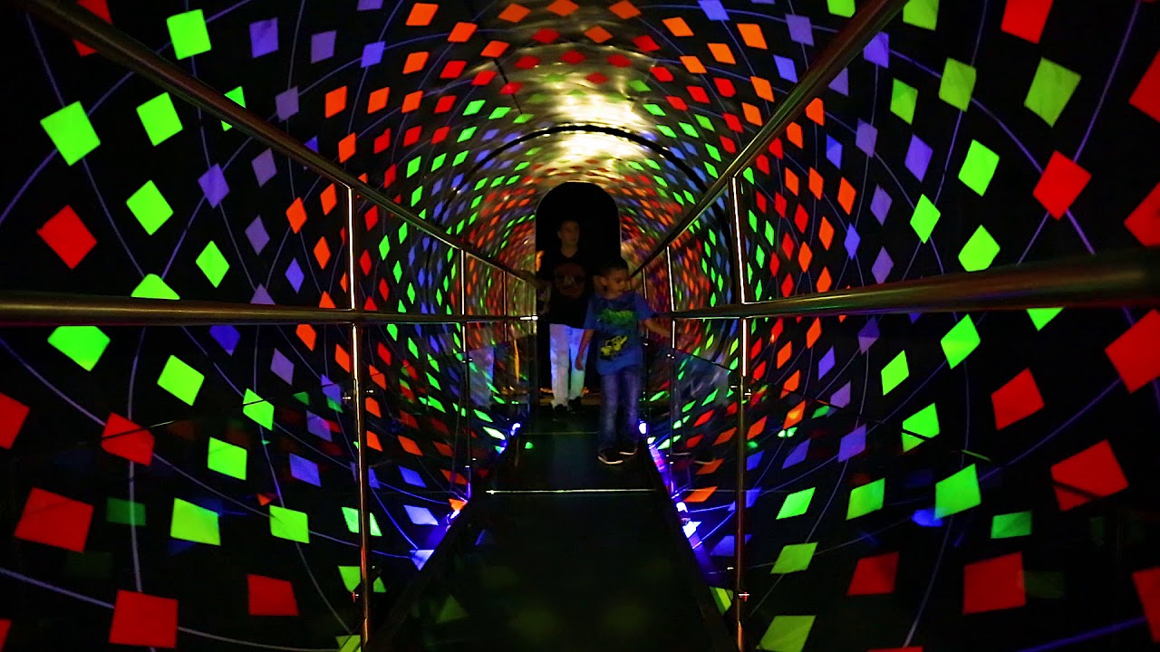 Sala Mente, el mundo adentro | Parque Explora - YouTube