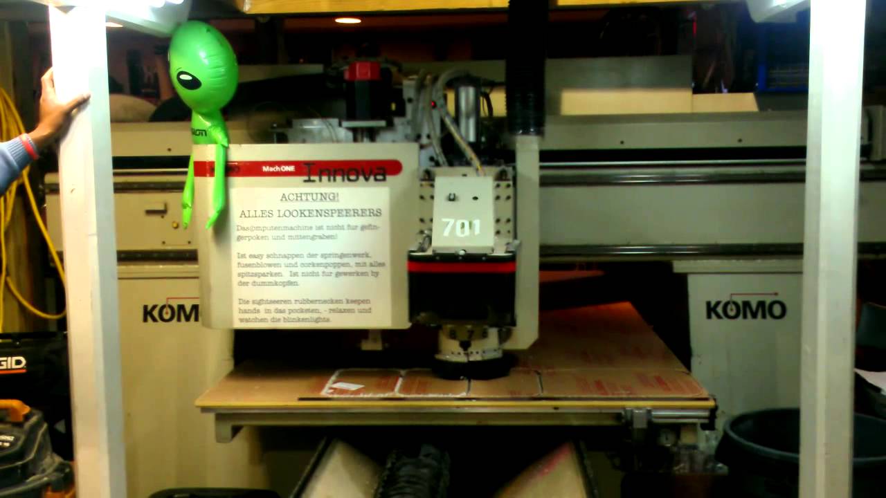 Komo innova mach 1 CNC router in action - YouTube