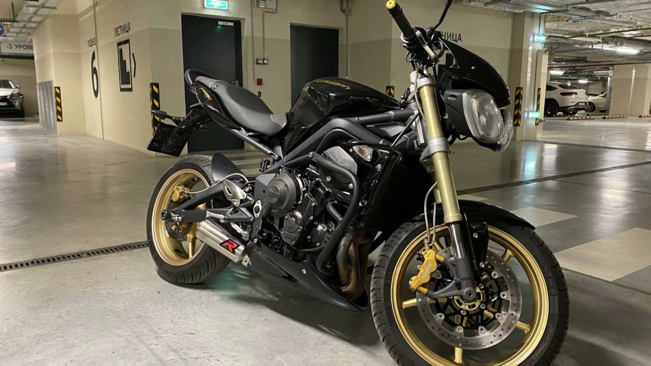 Triumph street triple 675 R with Dominator gp exhaust sound popcorn ...