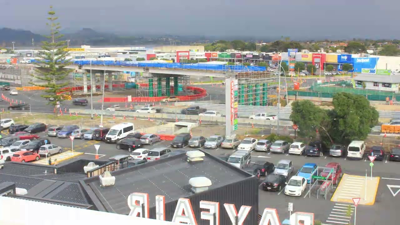 Bay Link - Progress at SH2 Bayfair flyover - April to July 2022 - YouTube