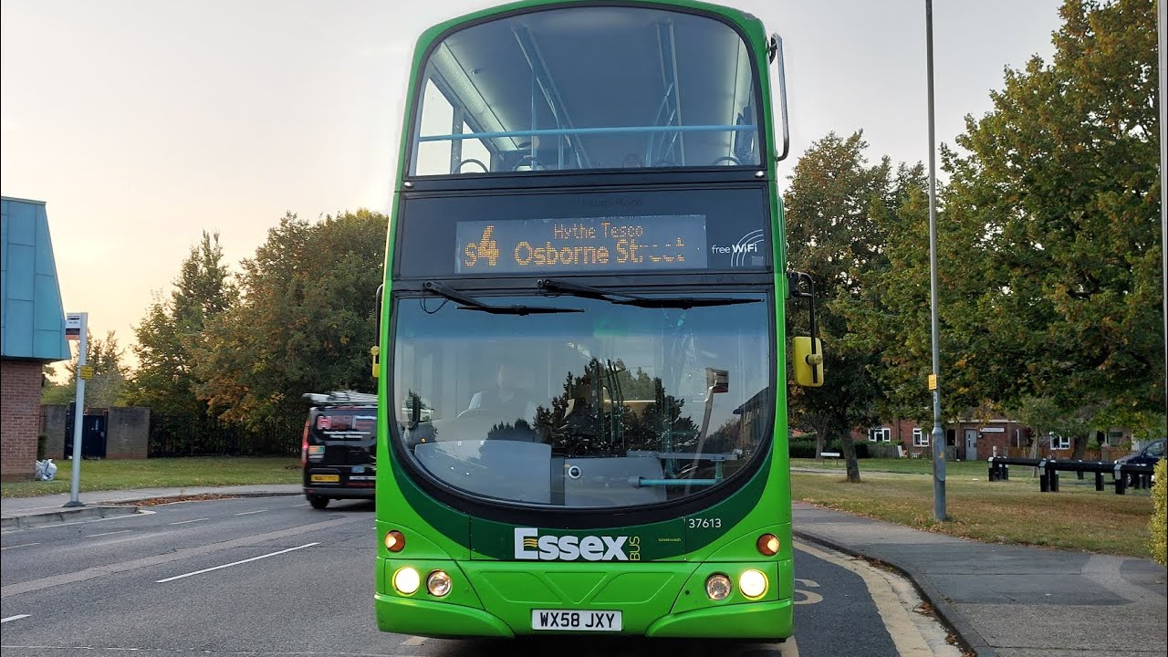 Tractor and Thrash - First Essex 37613 Volvo B9TL Wright Gemini 1 ...