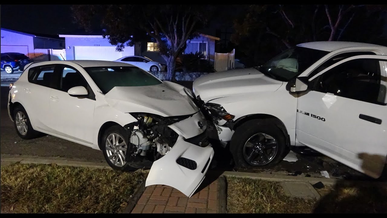 San Diego 4 Vehicle Crash #Clairemont #SanDiego #SDPD #Crash - YouTube