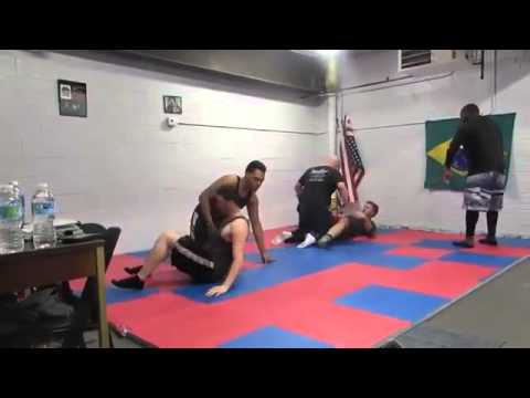 Jay Queiroz crappy BJJ! - YouTube