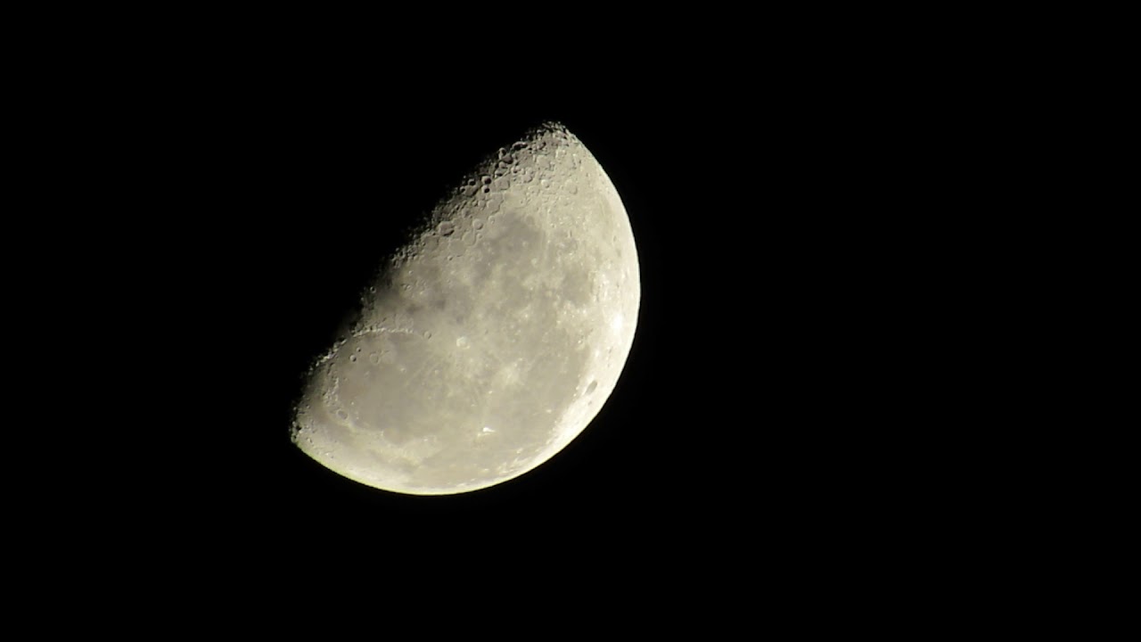 Luna en fase Cuarto Creciente / First Quarter Moon - YouTube