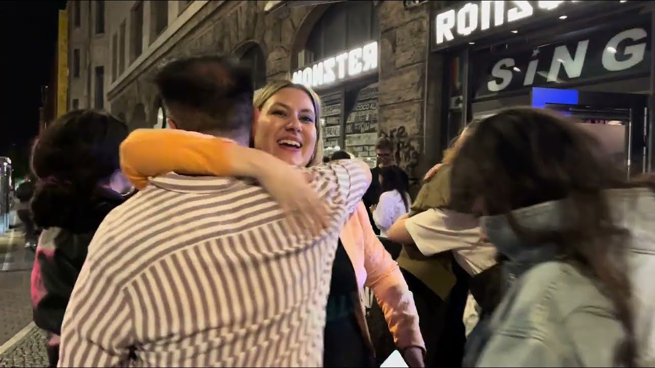 BERLIN NIGHTLIFE/with beautiful single girls, party energy, bars and ...