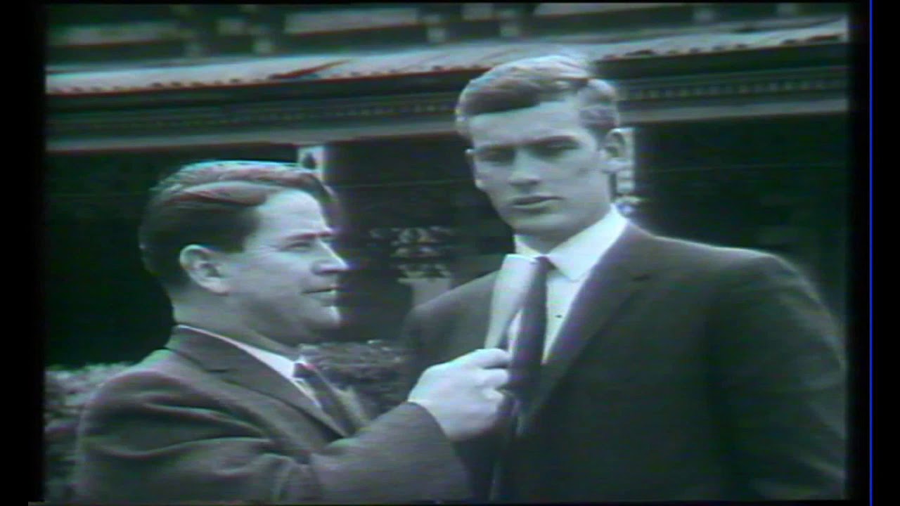 Alistair Lord Brownlow Medal 1962 - with Ron Casey - YouTube