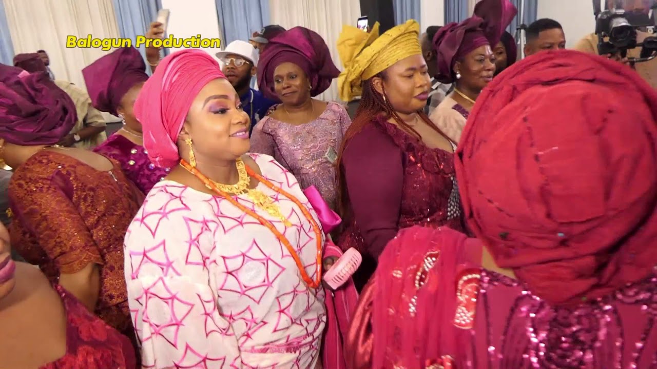 Alh. Abass Akande Obesere (Agbaakin) in Berlin (Germany) - YouTube