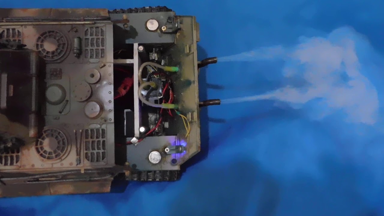 Heng Long King Tiger test super smoke. - YouTube