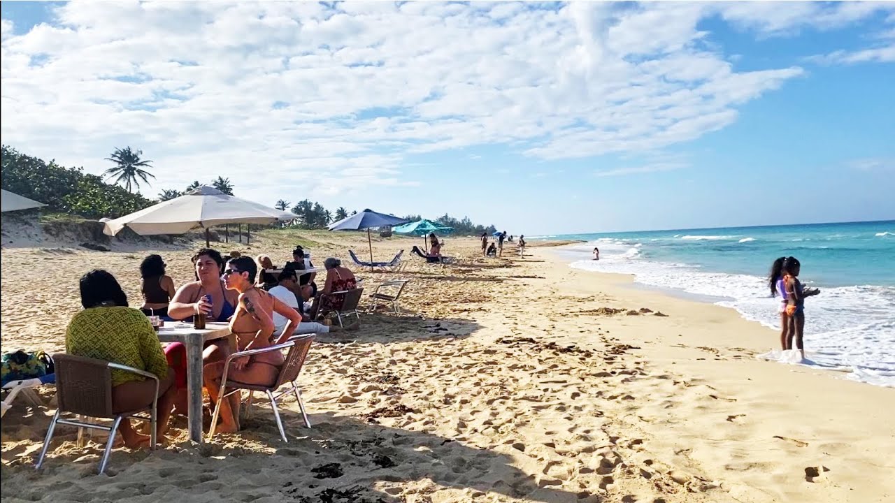 DESERTED BEACH in HAVANA, CUBA. MAR AZUL Beach, Playas del Este ...