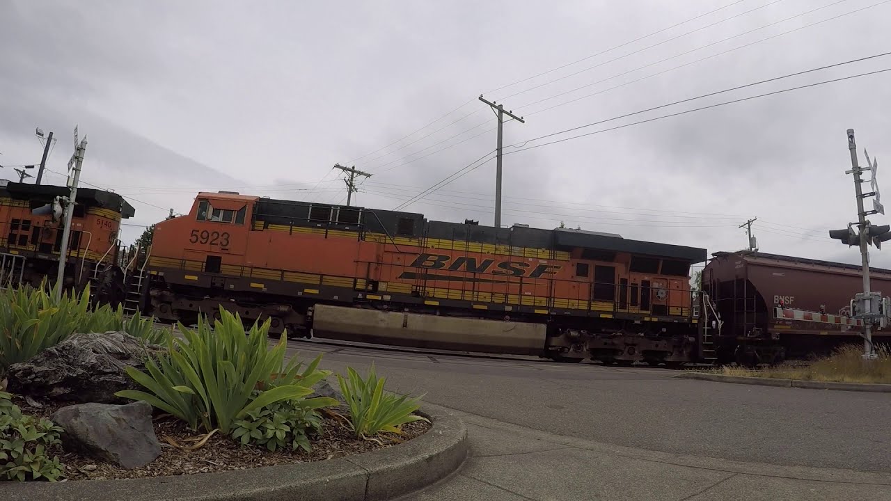 BNSF 5140 Northbound Grain Train In Titlow Park, Washington (7-11-2020 ...