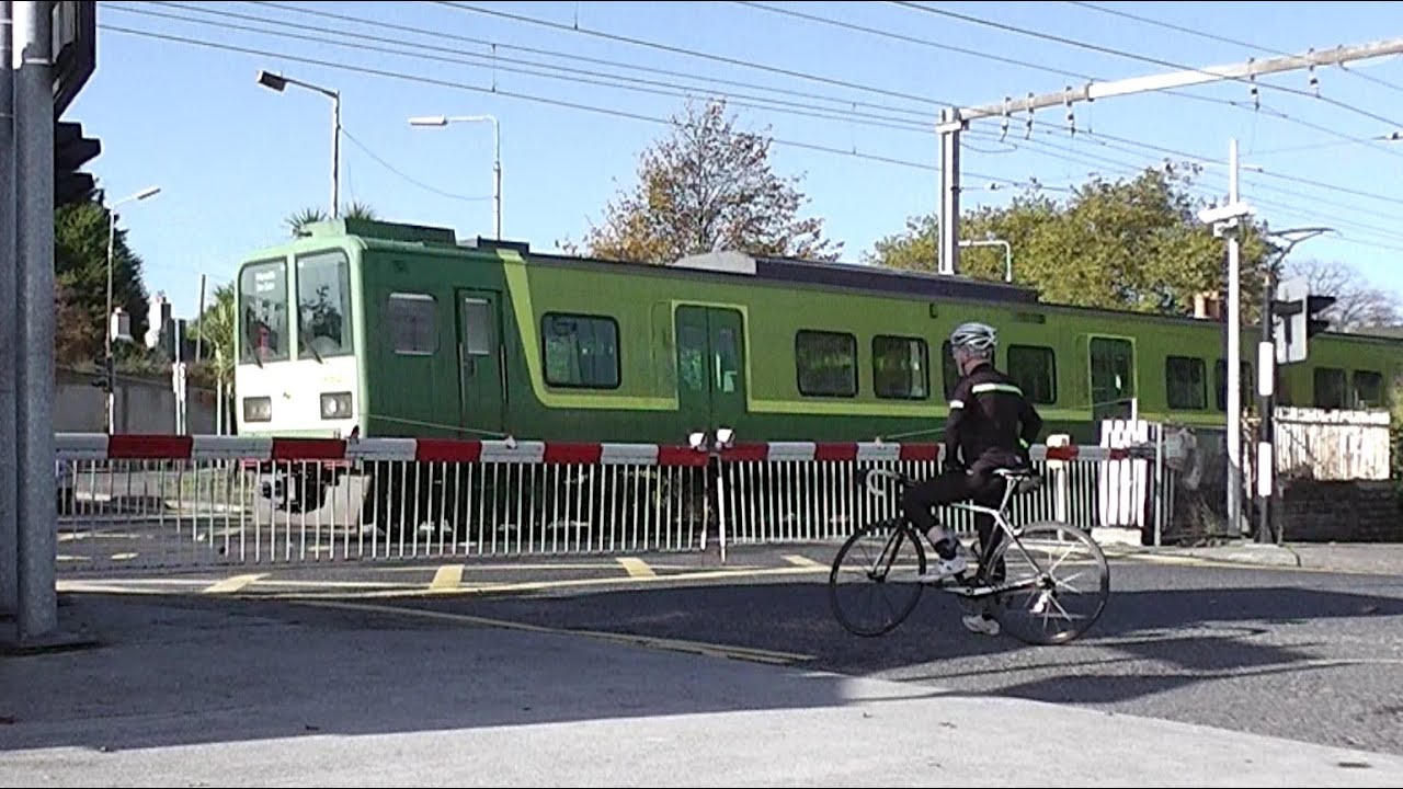 Level Crossing at Merrion Gates, Dublin - IE 8520 Class Dart Train ...