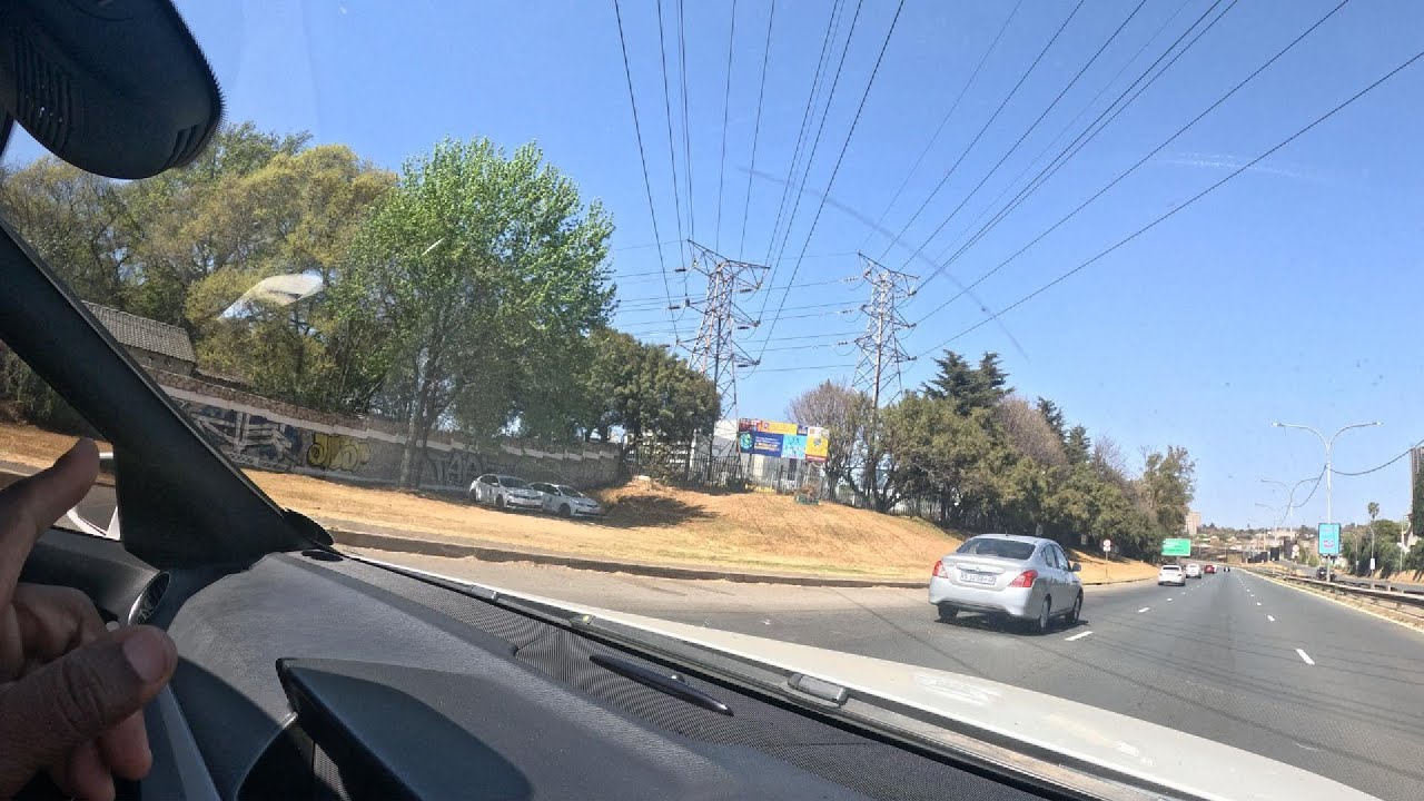 THEY HIDE IN THE BUSH - Nice way of setting a speed trap in ...