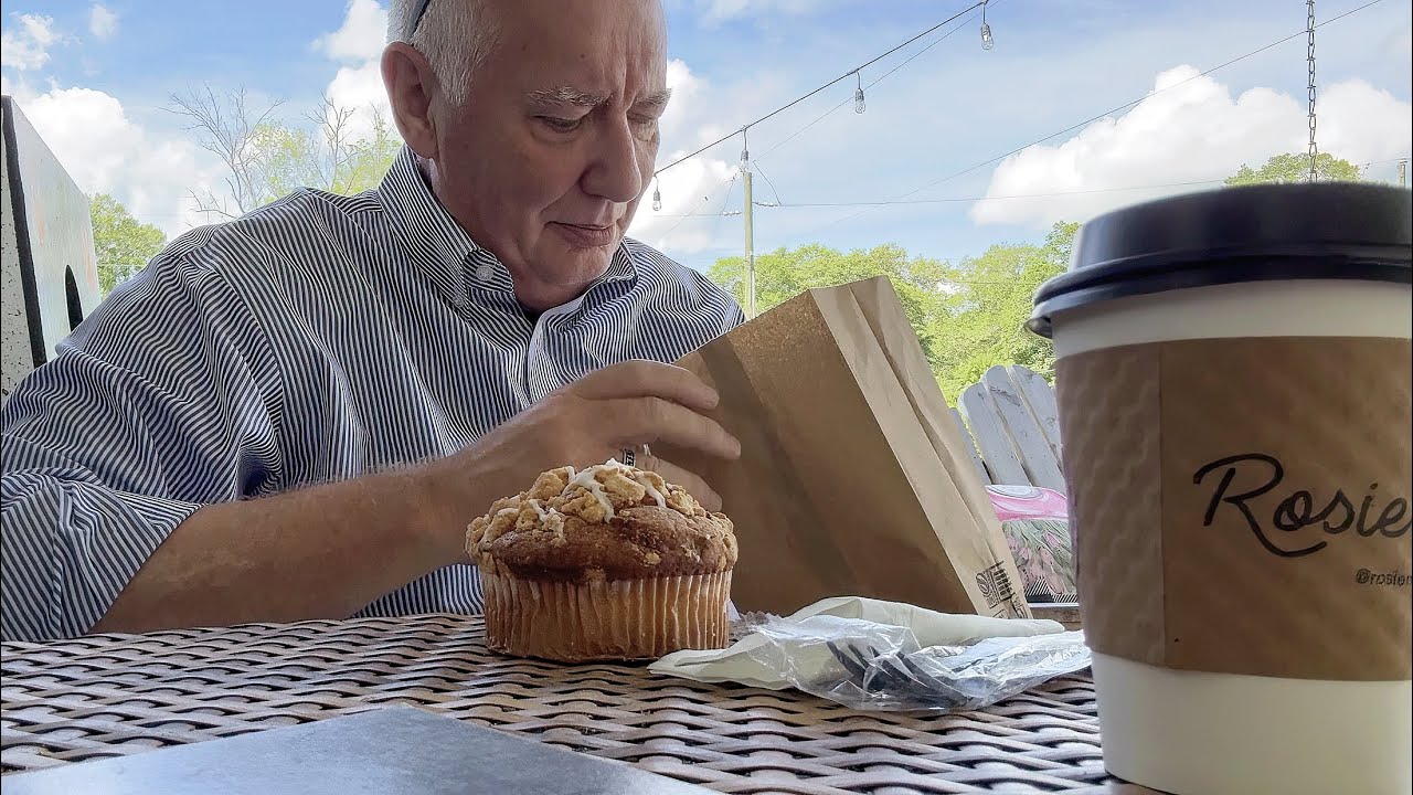 Rosie Mae's Alpaca Farm and Boutique Coffee Shop - YouTube