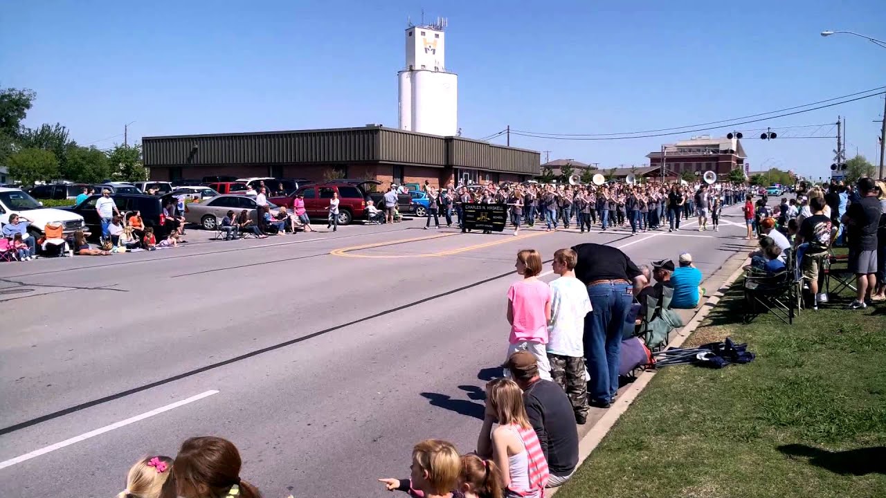Maggie marching in the rooster day parade - YouTube