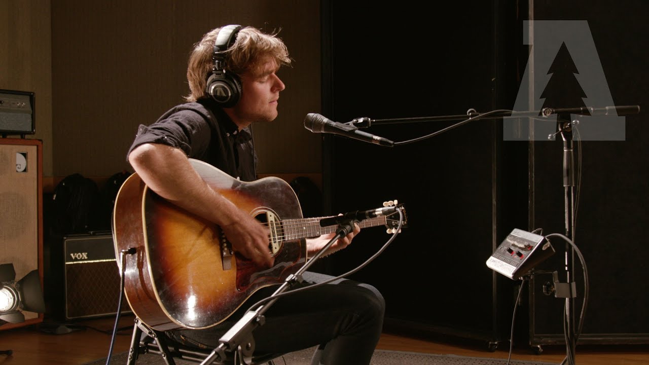 Emil Landman - Need To Feel Loved | Audiotree Live - YouTube