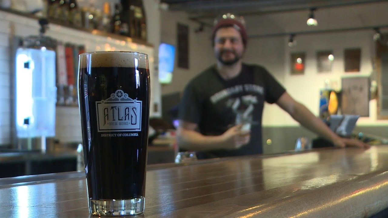 US drinkers hopped up for IPA beers | AFP - YouTube