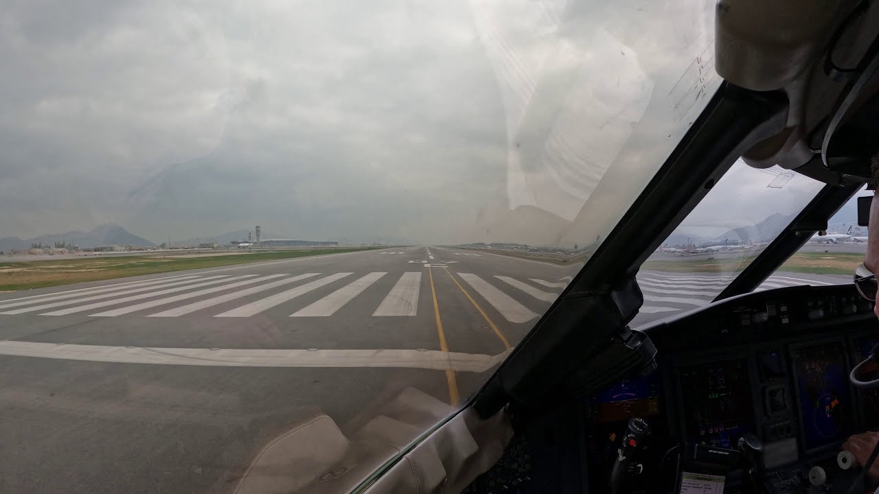 Business Jet | Challenger 605 | Take-Off from Hong Kong (HKG/VHHH ...