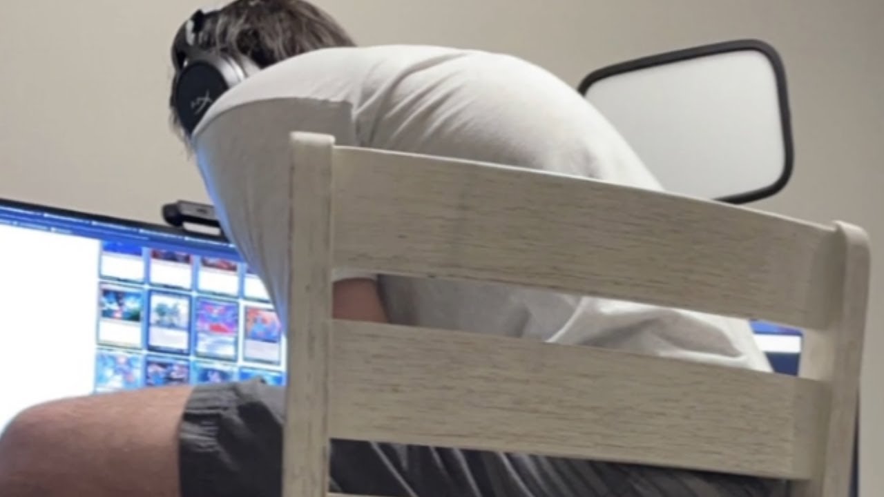SmallAnt's goblinesque posture - YouTube