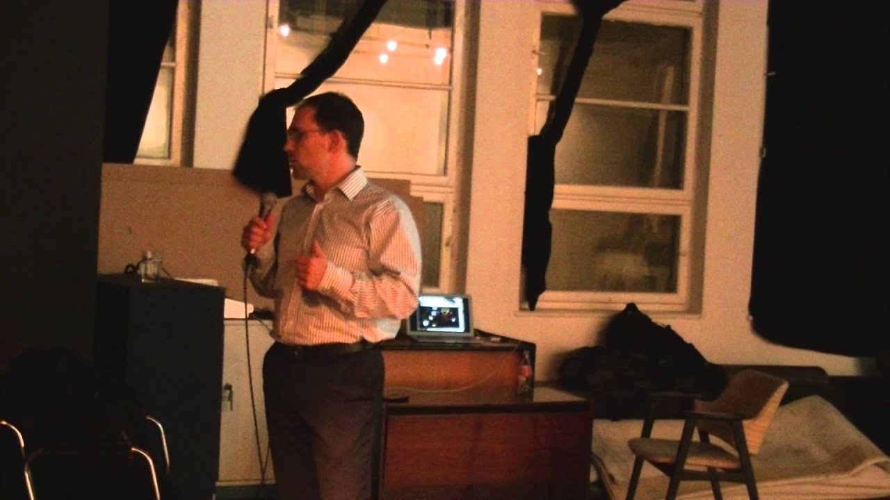 Sepp Norbert: Gondolkodó gép - barát vagy ellenség? - YouTube