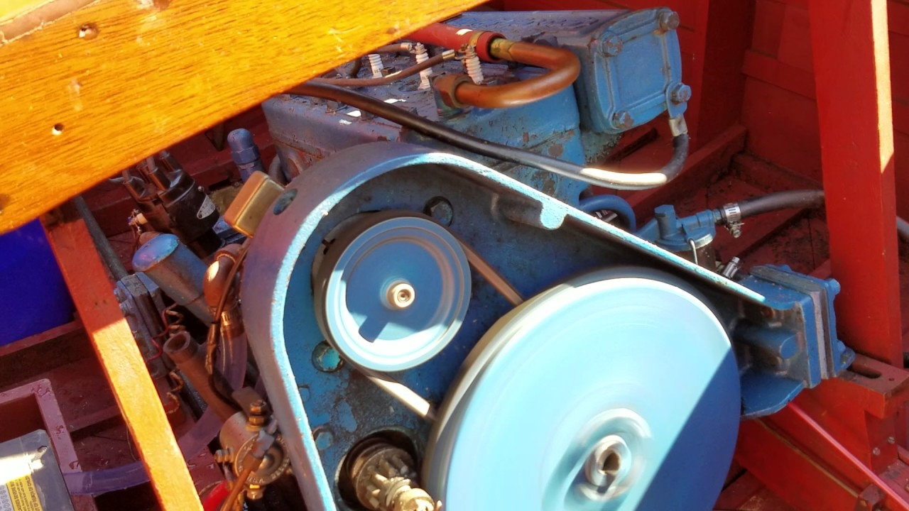 1936 Chris Craft model B engine - YouTube