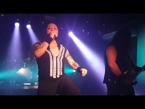 Hayko Cepkin - Issızlığın Ortasında (DorockX)