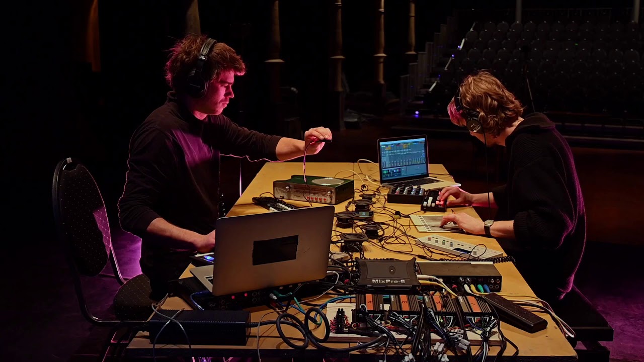 Paul Hauptmeier | Martin Recker // microtranlation#2 — excerpt - YouTube