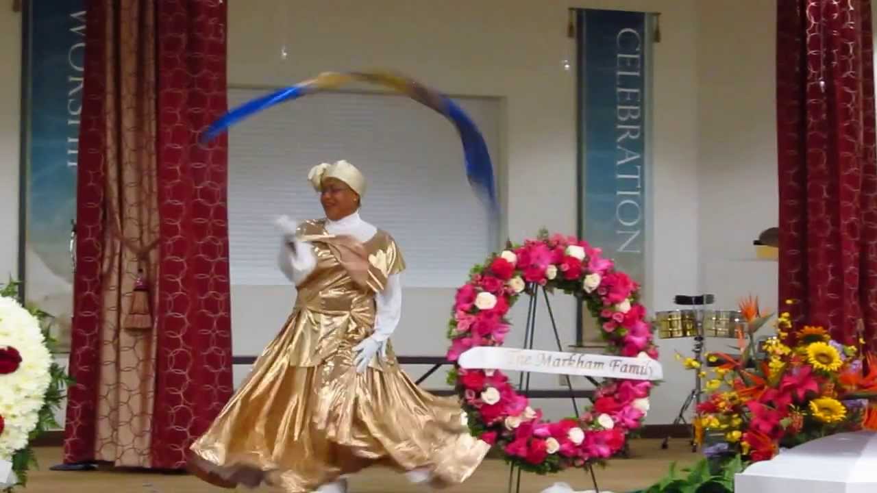Maggie Whitman's Praise Flag Presentation, I Call You Faithful - YouTube
