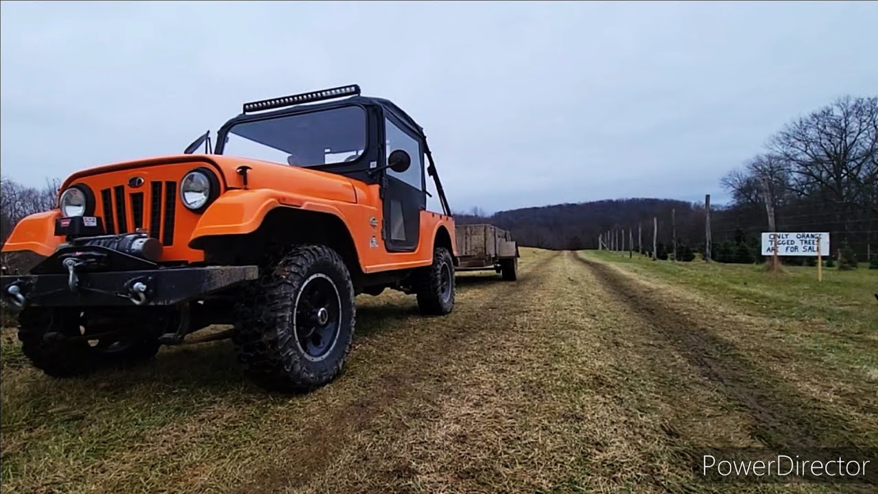 Annual Roxor Hunt for a Christmas Tree - YouTube