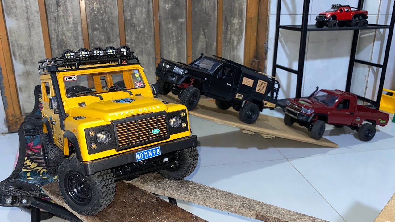 RC Land Rover Defender MN98 Off-Road Trail Test with Toyota MN82s, MN82 ...