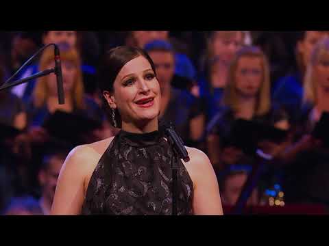 TAMO DALEKO - Marie-Anne Manca Izmajlova, Russian State Symphony Cinema Orchestra, Choir Lola