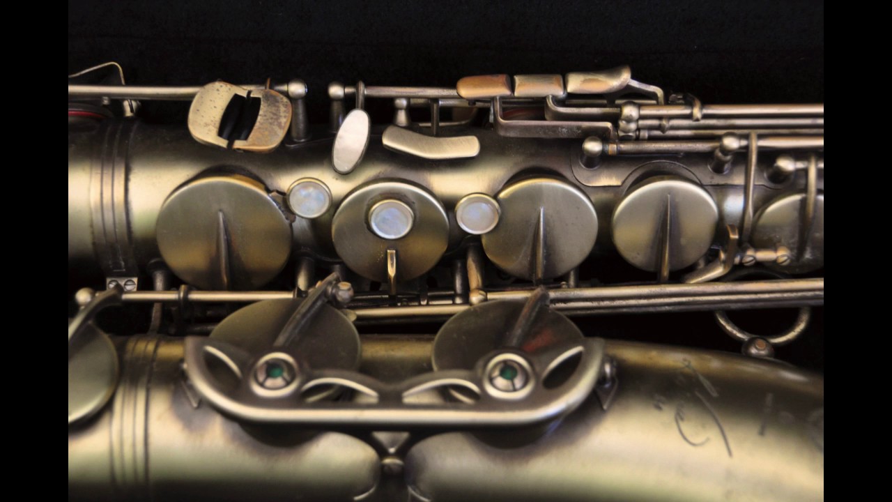 Ron's Music Studio/CC Flutes - YouTube