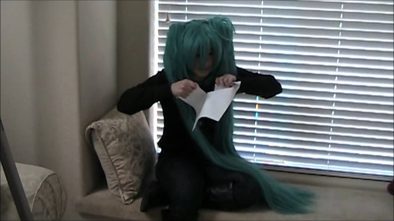 Rotten Girl, Grotesque Romance Live Action - YouTube