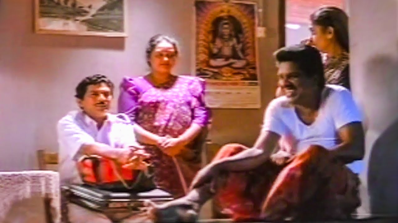 അപ്പൊ തുടങ്ങിയതാ കാട്ട് പോത്തിനെപ്പോലെ അമറാൻ | Jagathy Comedy Scene ...