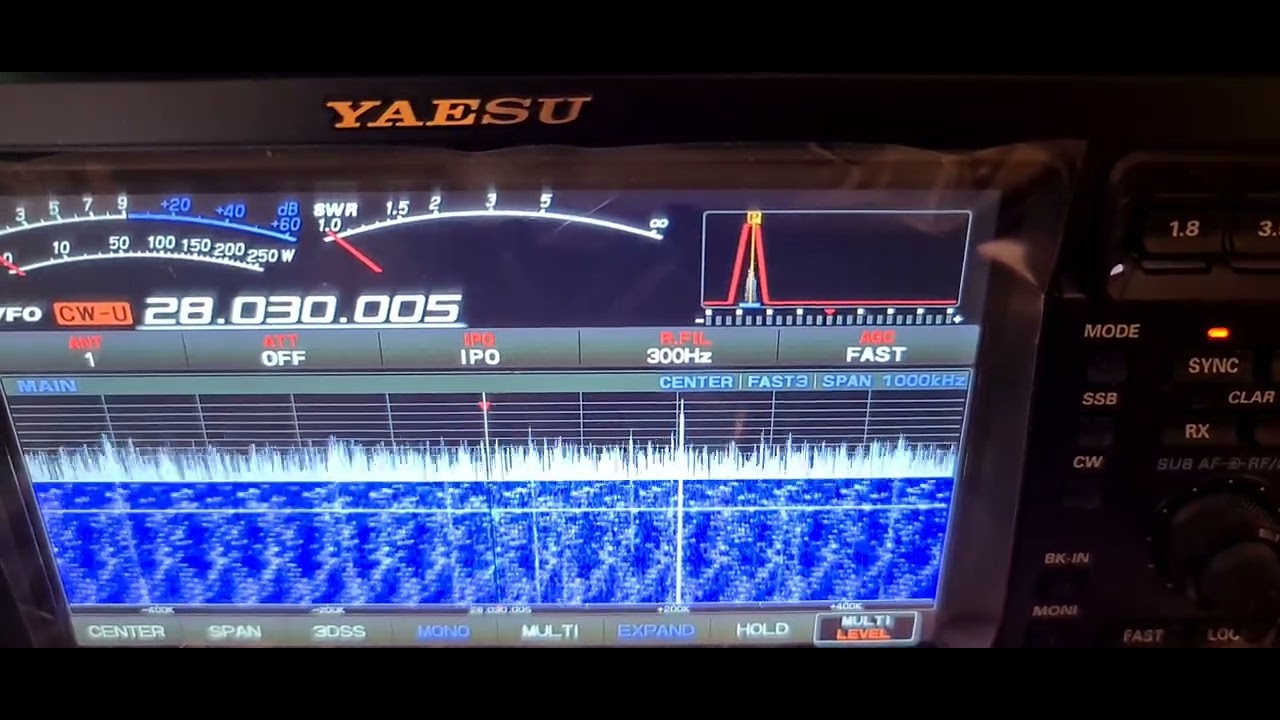 Yeasu FTdx101MP, Yaesu FPS-101 is a noisy bugger. - YouTube