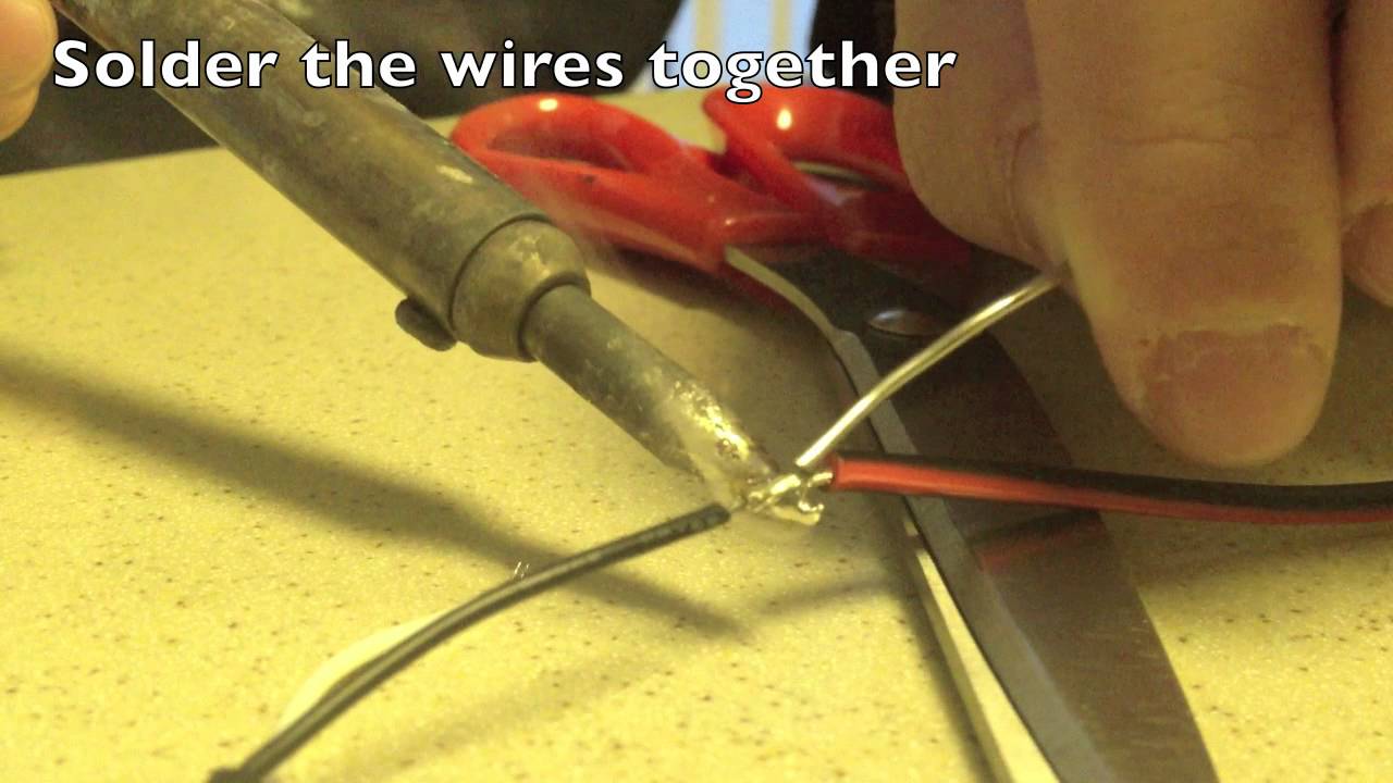 How to Solder: Splicing - YouTube
