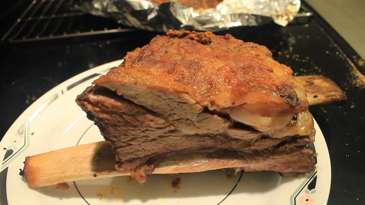 Huge Fred Flintstones Style Smoked BEEF Ribs - YouTube