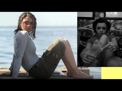 ARYA`s FEET (Maisie Williams pretty, tiny FEET, game of thrones)