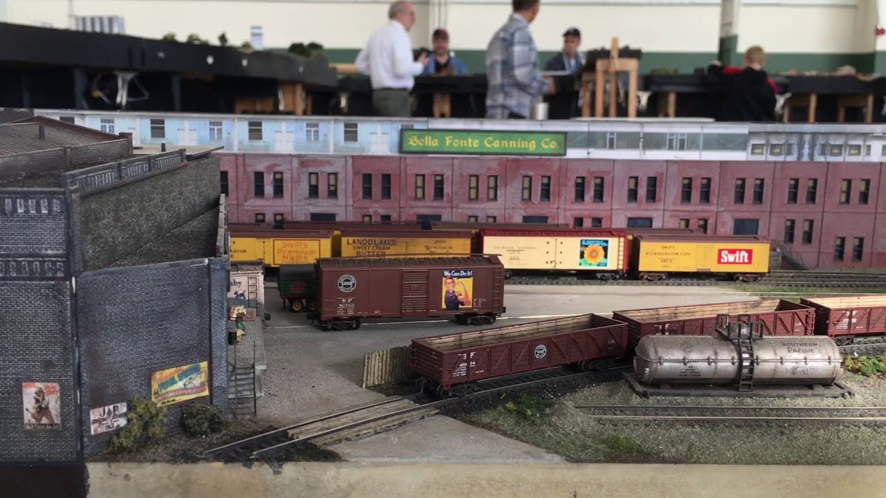Alameda Belt-in-a-Box N Scale Layout - YouTube